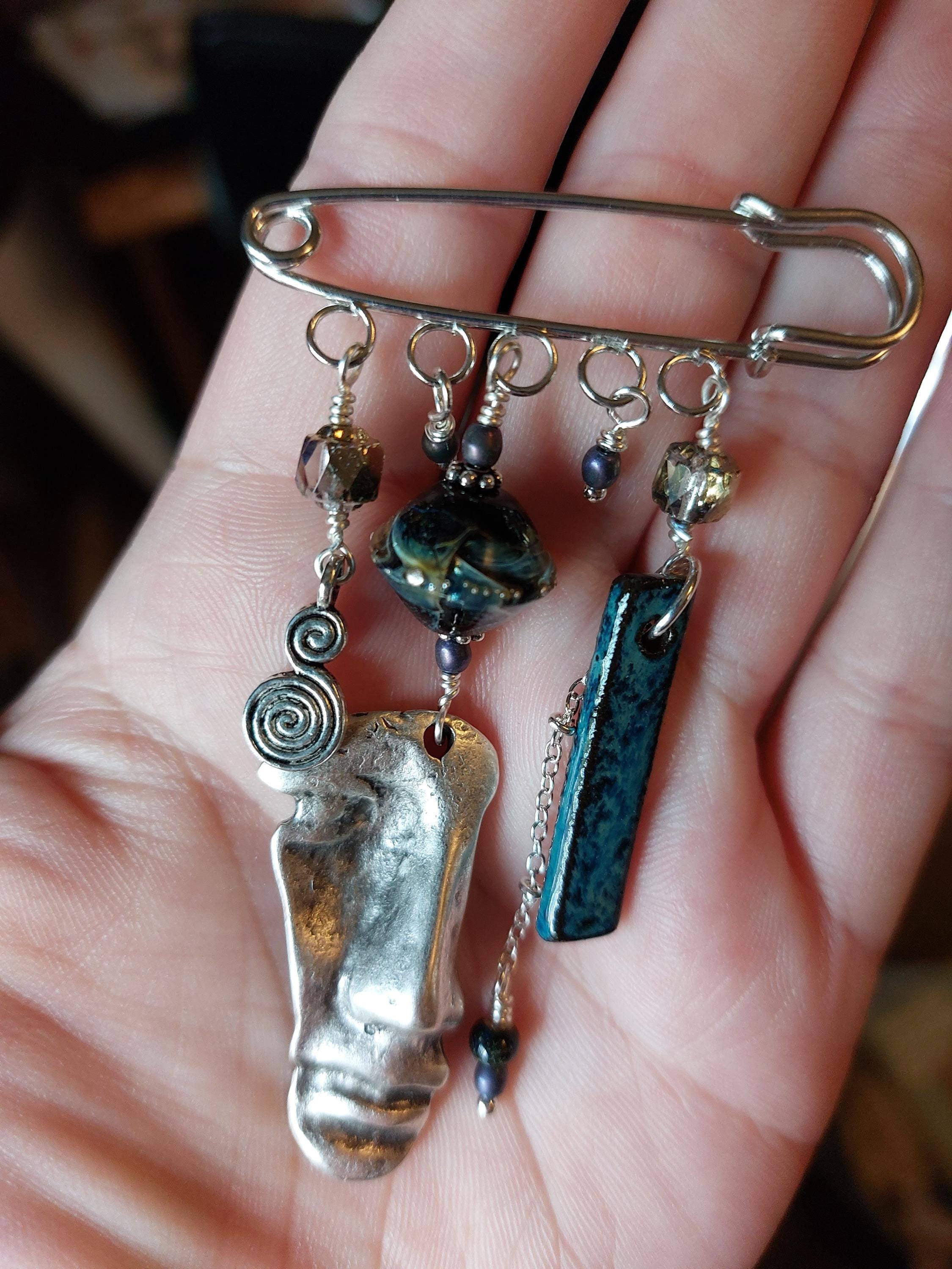 Brooch With Face - Etsy