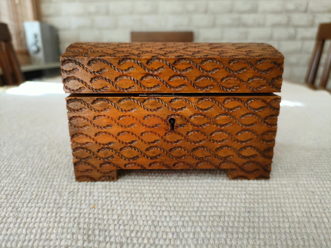 Pyrography Wooden Box Vintage Box Vintage Jewelry Box Antique Box ...