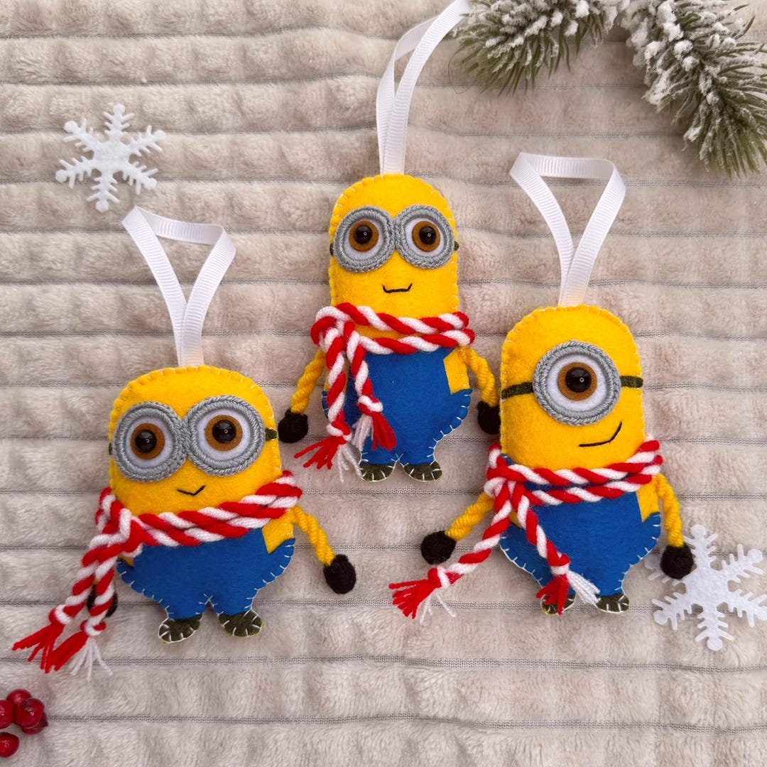 Custom Minion Christmas Tree Ornament - Etsy