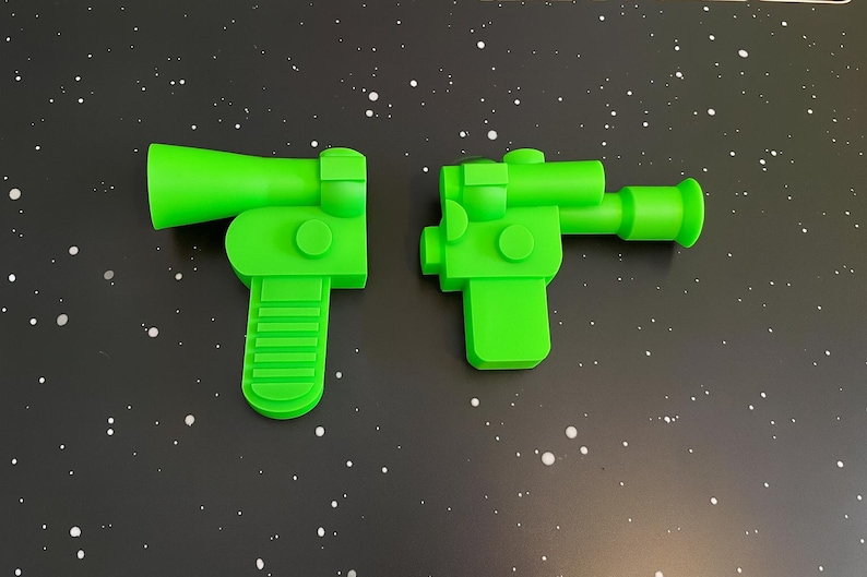 Life-sized Vintage-style Hansolo Blaster - 3D Printed Star Wars Custom ...