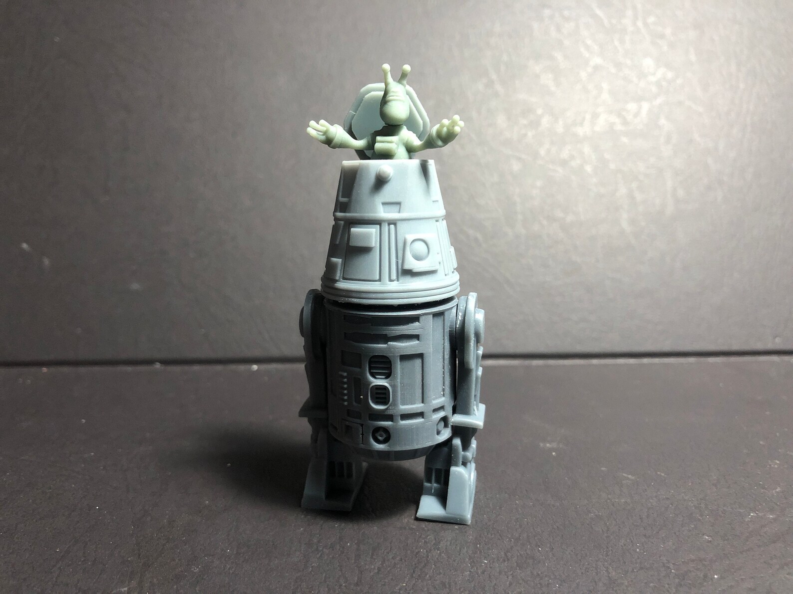 Colonel Meebur Gascon and M5-BZ 3D Printed Model Kit - Etsy Israel