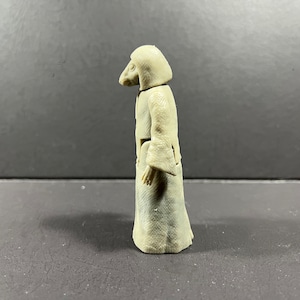 Reegesk ranat Scavenger in Cloak 3D Printed Vintage-style Star Wars ...