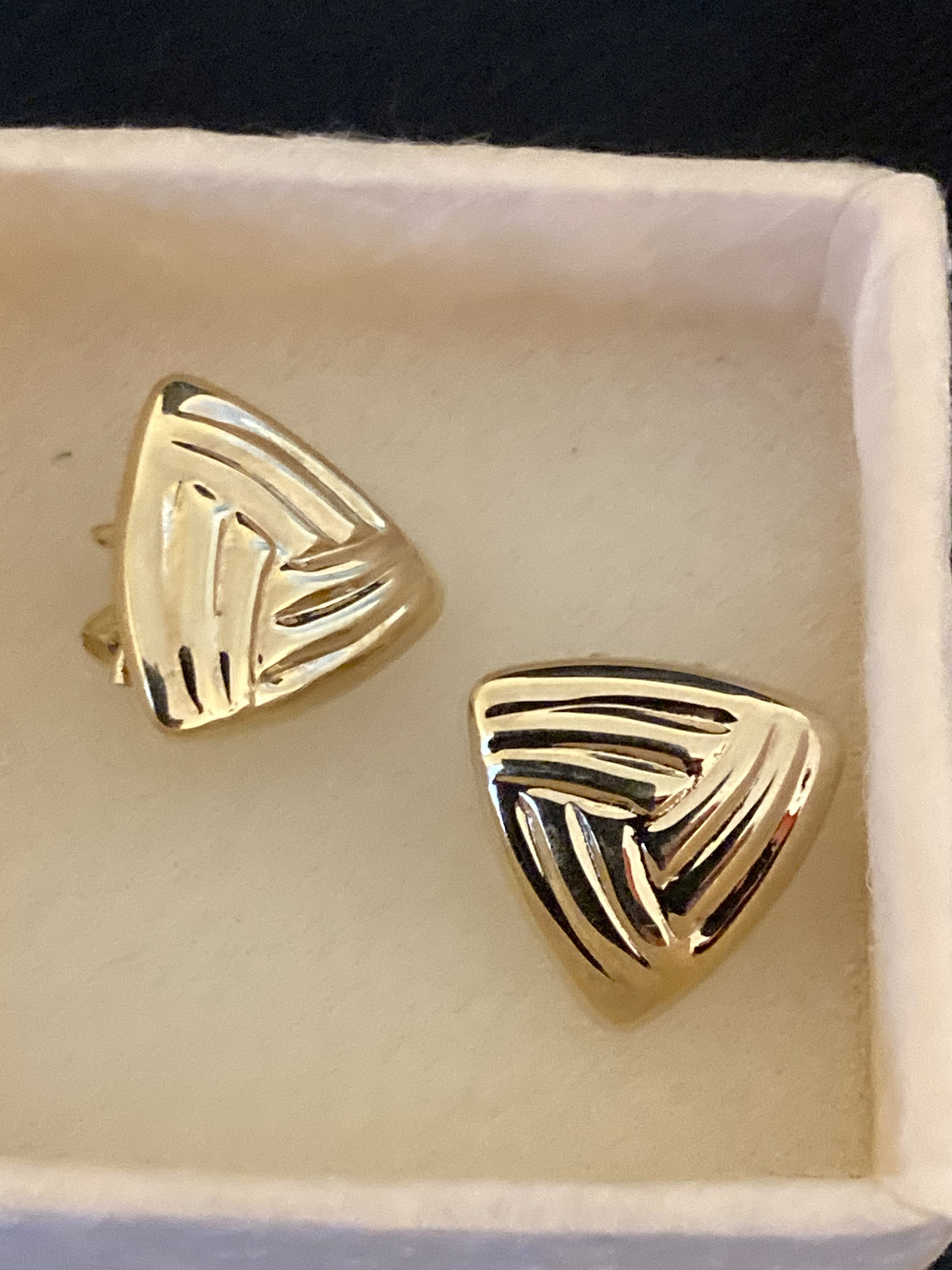 Vintage Gold 9ct Triangular Clip on Earrings - Etsy Australia