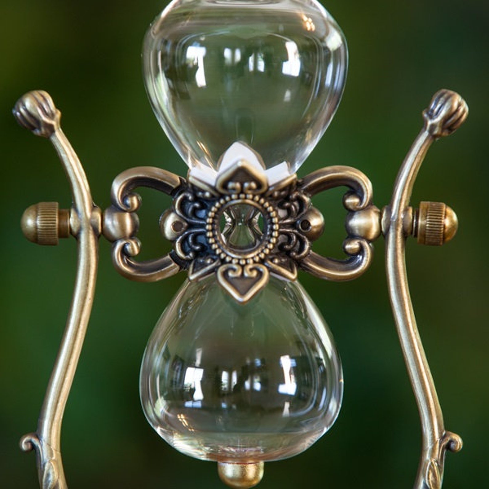 Vintage Rotating Urn II Fillable Hourglass - Etsy