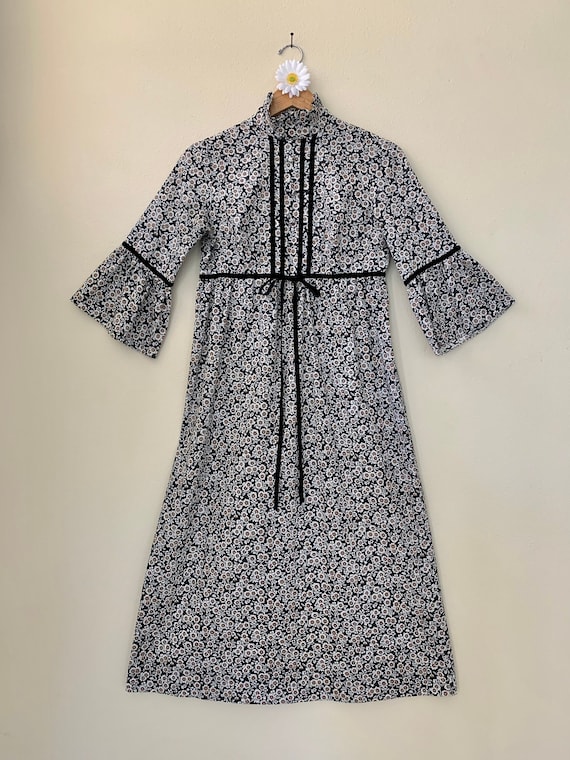 Vintage 70s granny dress - Gem