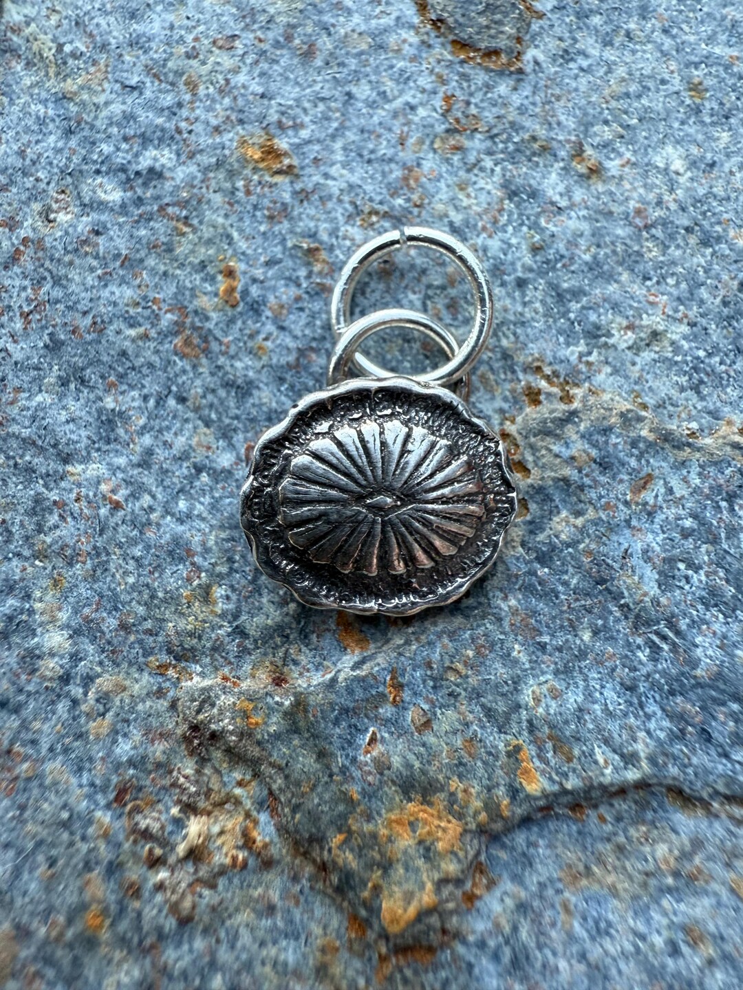 Small Silver Western Concho Pendant - Etsy