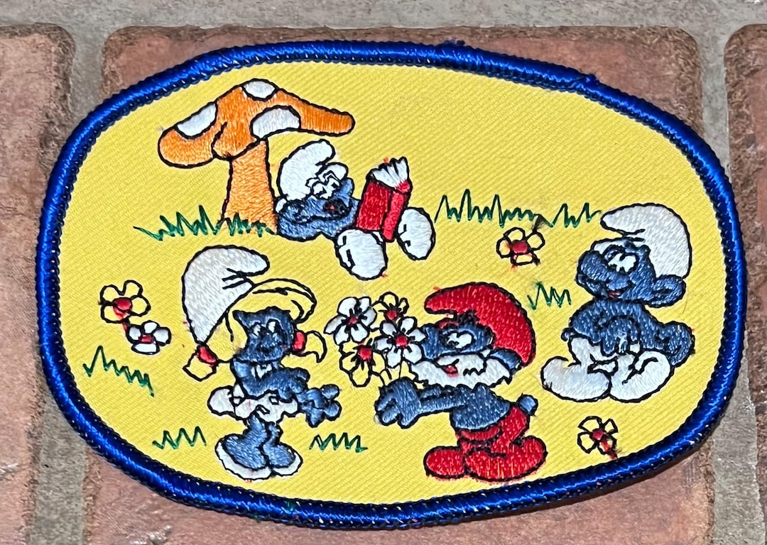 Vintage SMURF Family Patch Papa Smurf Smurfette and Smurfs With ...