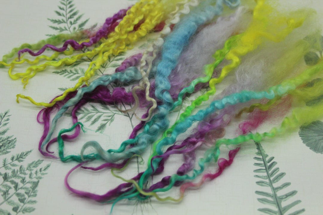9g Wool Locks, Wool Curls, Dyed Locks, UK Wool Shop, Needle Felting ...