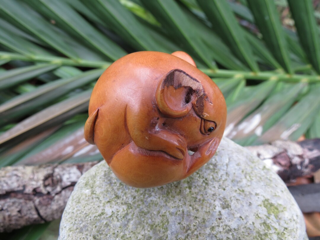 Japanese 20th Century Mouse Netsuke - Signed - Great Detail and Really ...