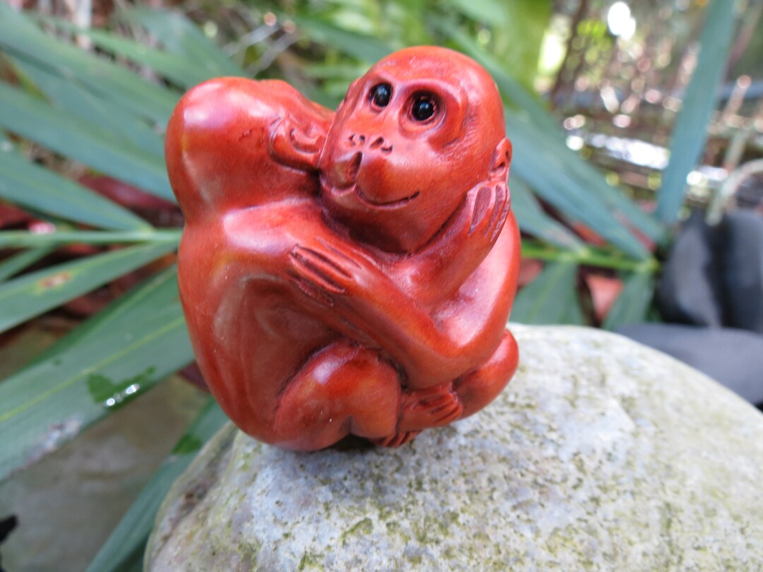 Japanese 20th Century Hugging Monkeys Netsuke Carved Sumo Wrestler ...