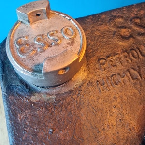 Vintage HIGHLY Collectable Esso Fuel Can Lamp, Table, Desk, Floor ...