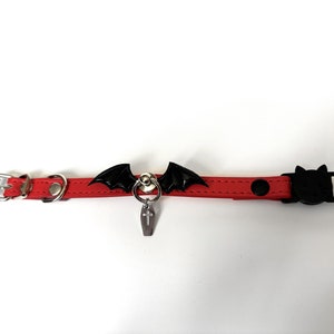 Gothic Red Cat Collar Vampire, PVC Bat Wings, Coffin Charm, Safety ...