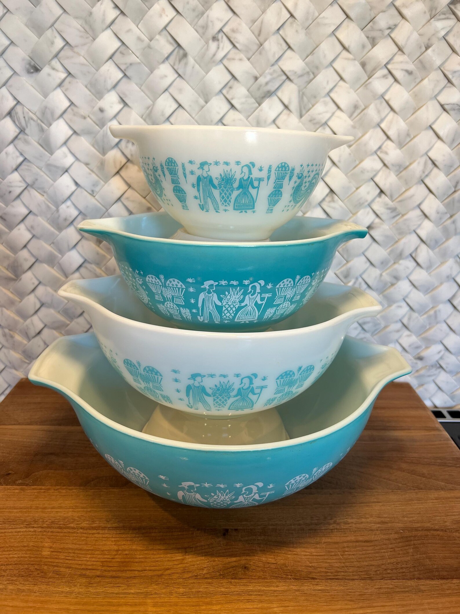 Vintage 1960s Pyrex Turquoise & White Amish Butterprint Cinderella ...