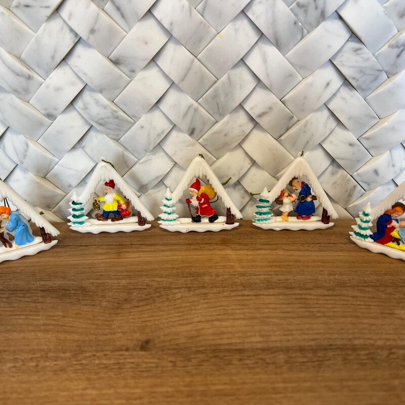 Diorama Ornament - Etsy