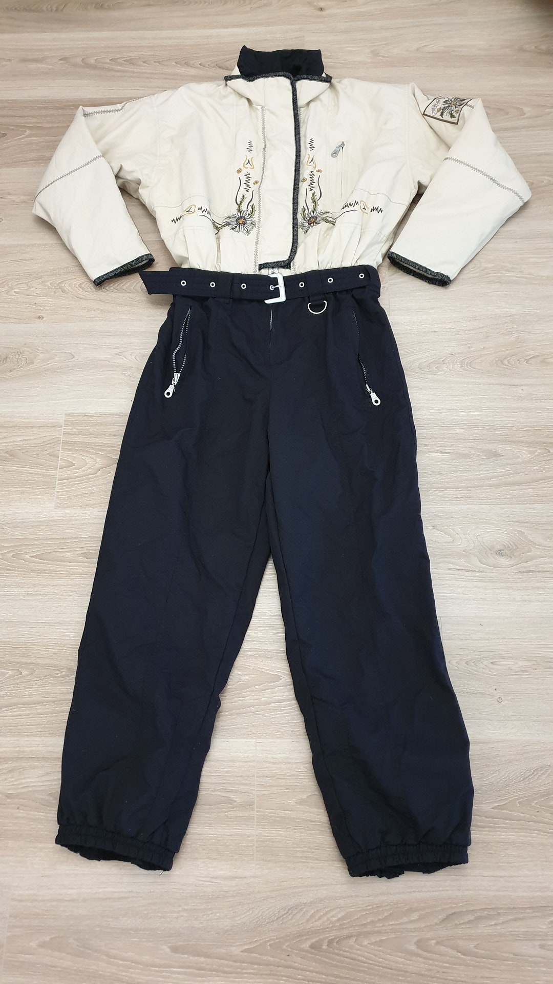 Magic Venture RARE Luxury Women's Vintage Ski Suit,soft Embroidered Fabric,beige/black,size XL ...