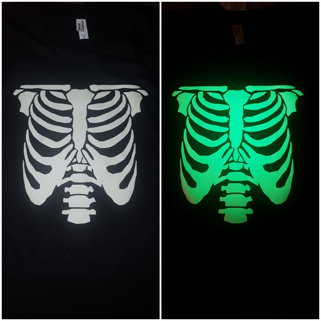 Skeleton Rib Cage X-ray Halloween Shirt Funny Skull Glow in the Dark ...