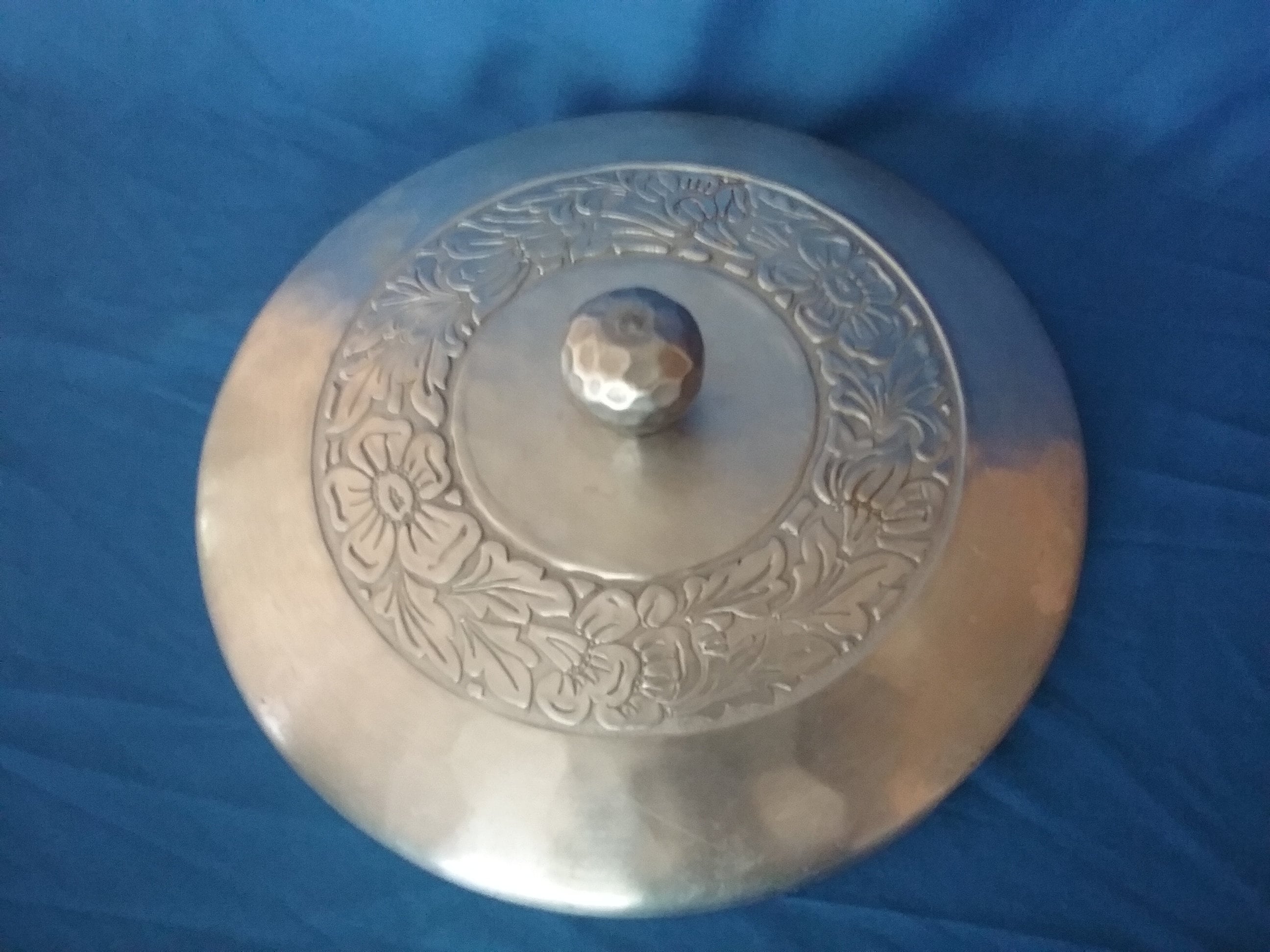 Hand Forged Everlast Hammered Aluminum Double Handled Casserole Server ...