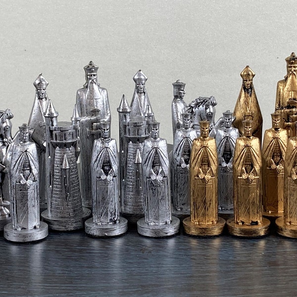 Medieval Chess Set - Etsy