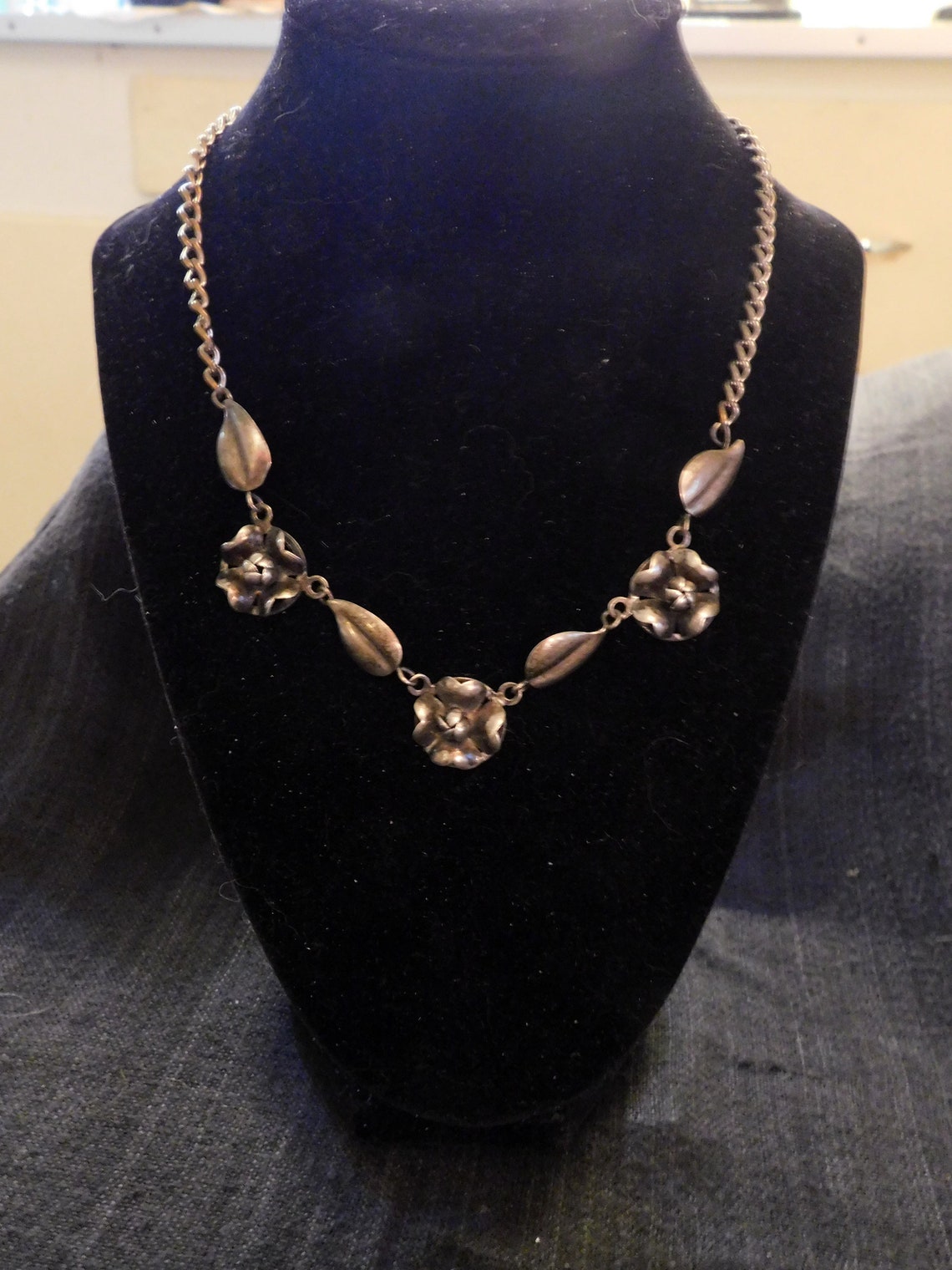 Vintage Silver Rosette Choker - Etsy