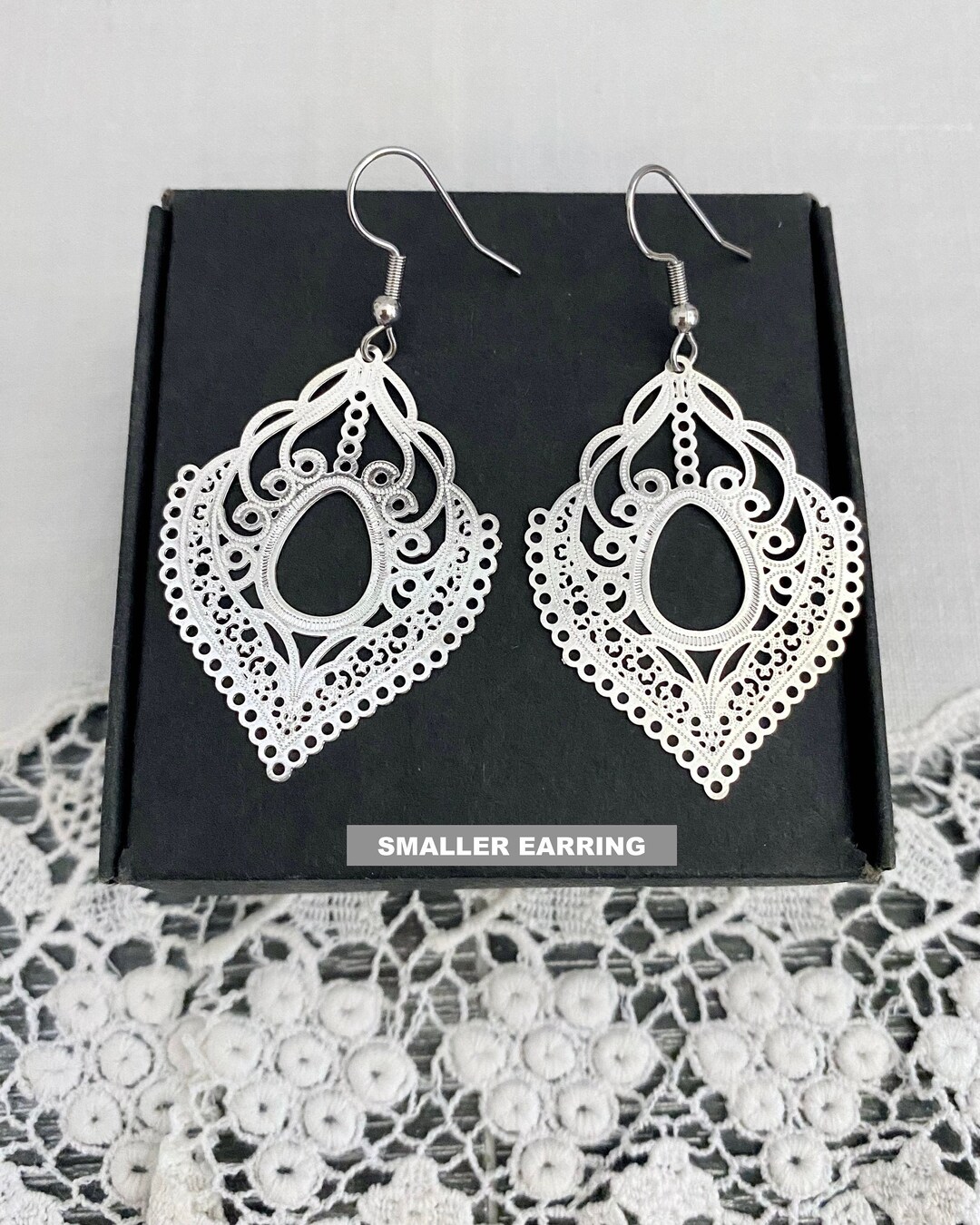 Pendientes ligeros de filigrana de plata cortada a láser: metal en ...
