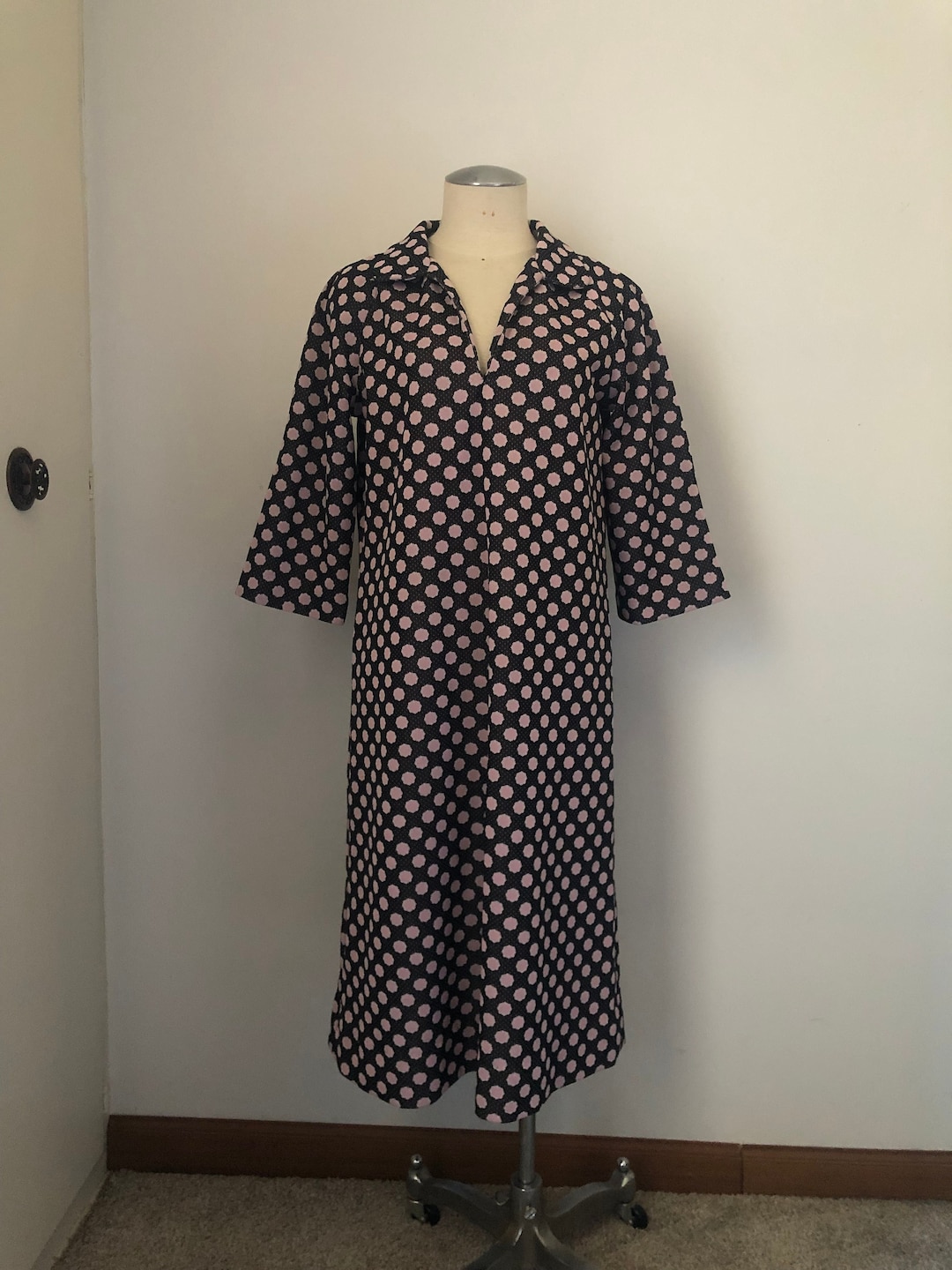 60s Pink Polka Dot Mod Shift Dress Pink and Black Patterned Midi Length ...