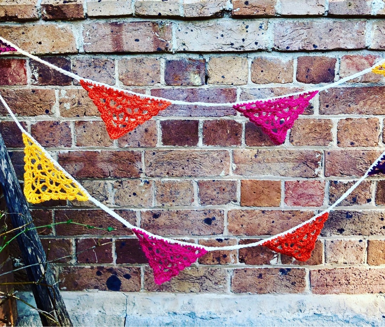 Fancy Pants Bunting Crochet Pattern INSTANT DOWNLOAD - Etsy Australia