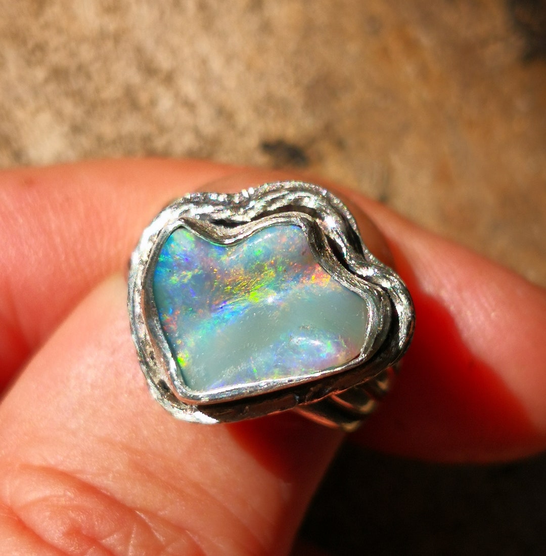 Lightning Ridge Semi Black Opal Sterling Silver Ring: Clam Shell Design ...