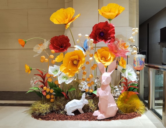 Floral Window Display Ideas