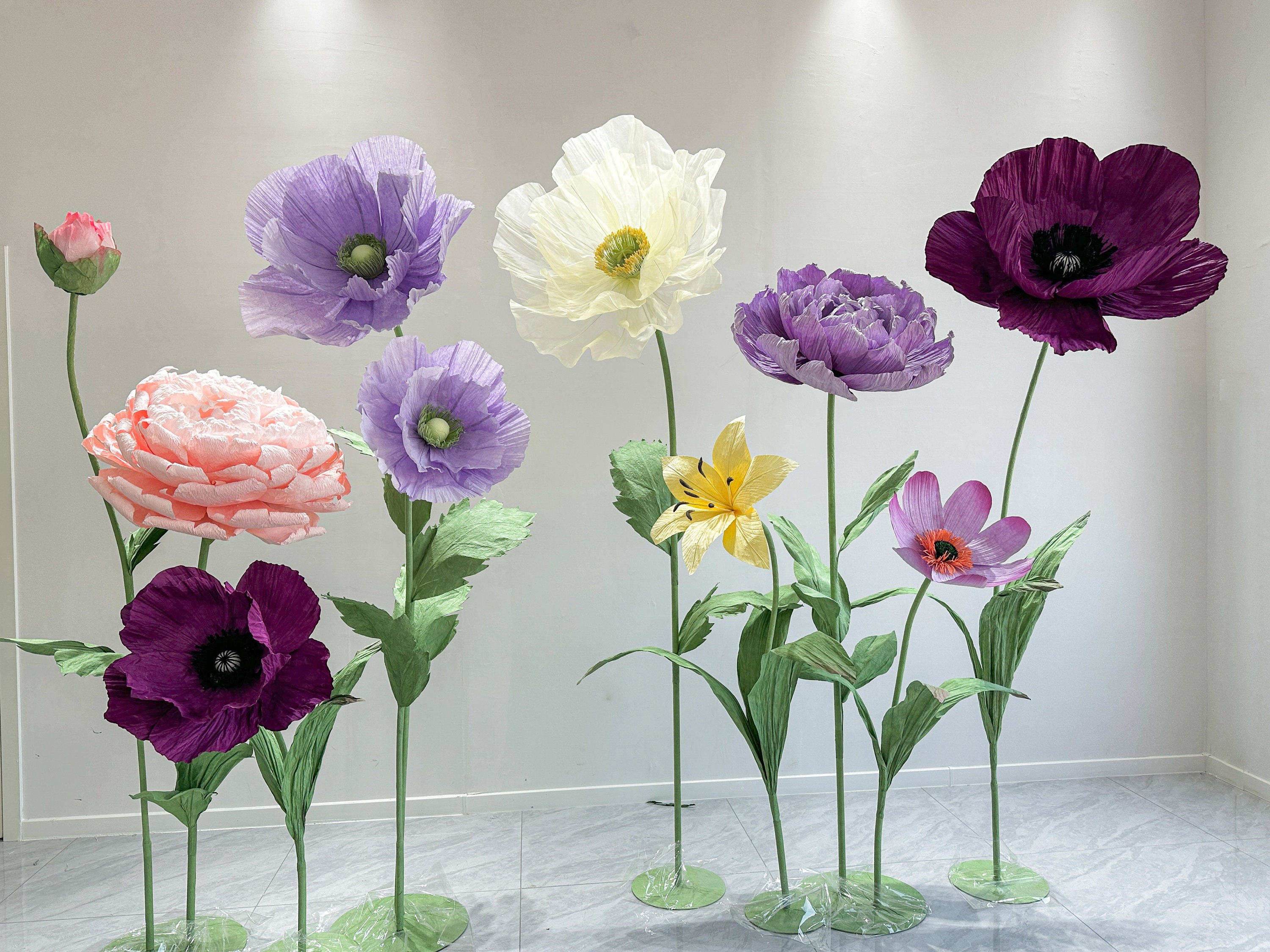 Free-standing Giant Spring/summer Flower Set- Retail Window Display ...