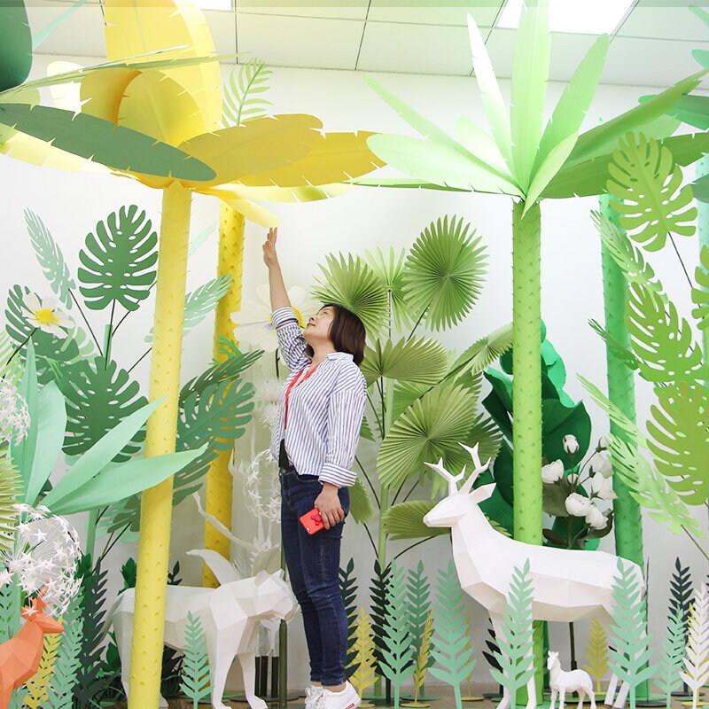 Free-standing Jungle Installation - Spring Retail Front Window Decor ...