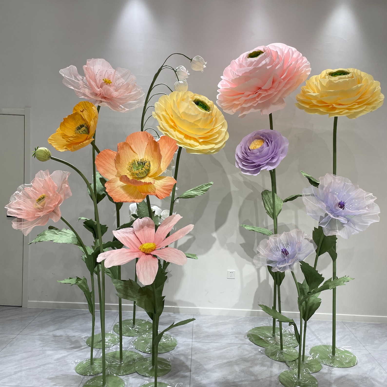Giant Freestanding Spring/summer Flower Sculpture Set -wedding/event ...