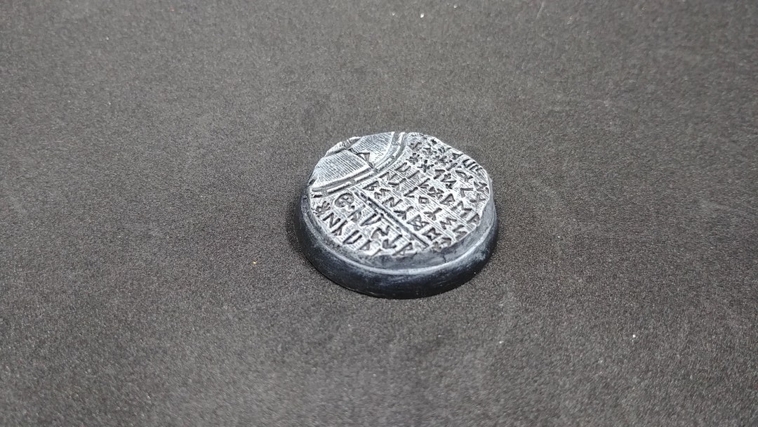 Runic Texture - Gray Stone Finish Clay Bases for Miniatures, Wargaming ...