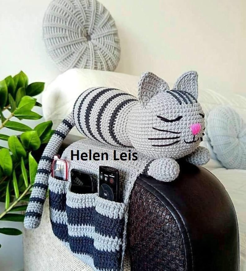 Crochet Cat Sofa Organizer Pattern in English, Arm Rest Organizer ...