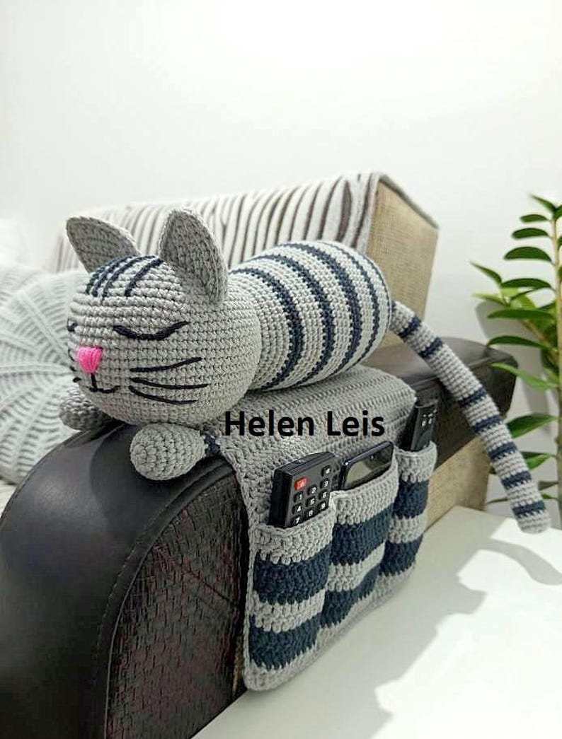 Crochet Cat Sofa Organizer Pattern in English, Arm Rest Organizer ...