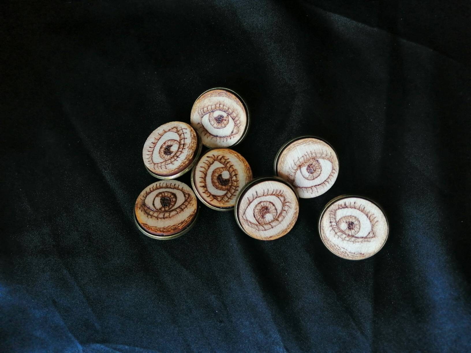Realistic Human Eye Pyrography Pin Badge - Etsy