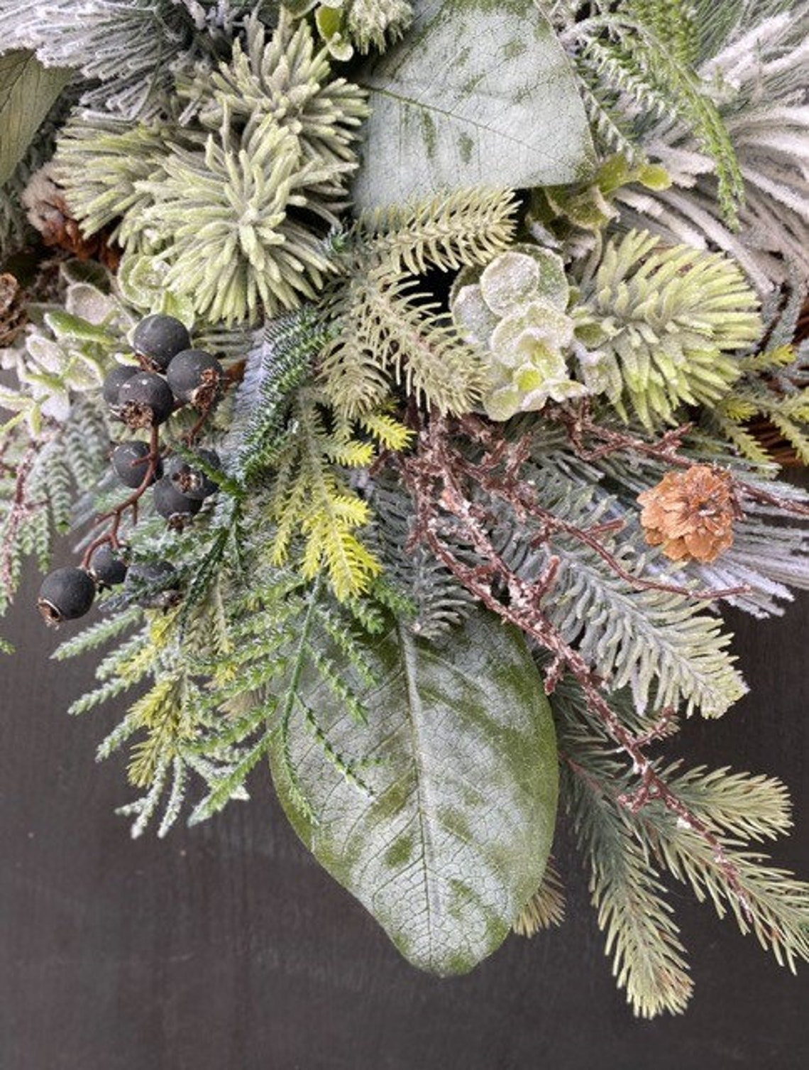 Christmas Wreath for Front Door, Flocked Winter Wreath, Holiday Wreath ...