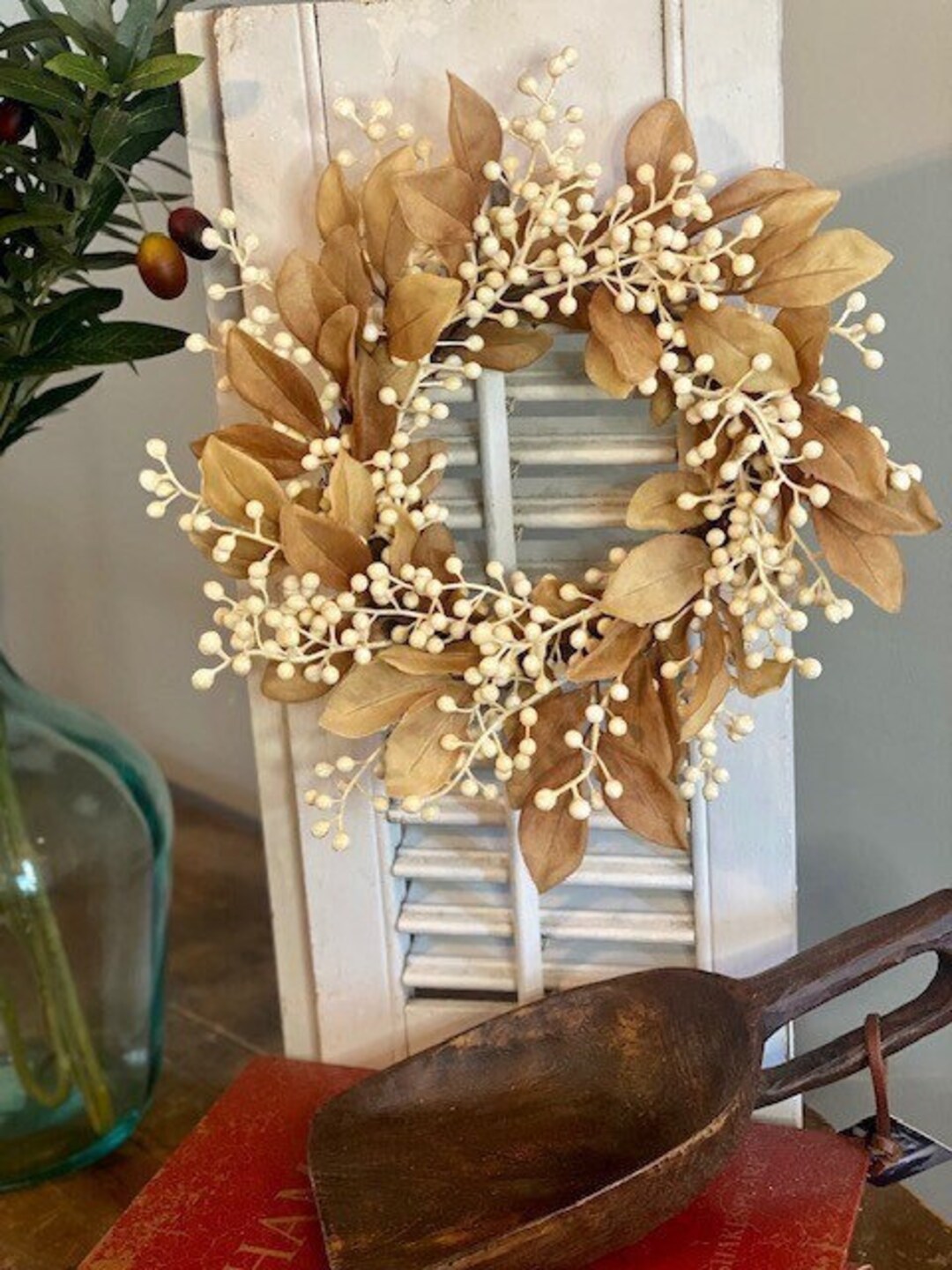 Mini Neutral Colored Wreath for Indoor Decor, Cream Berries and Leaves ...
