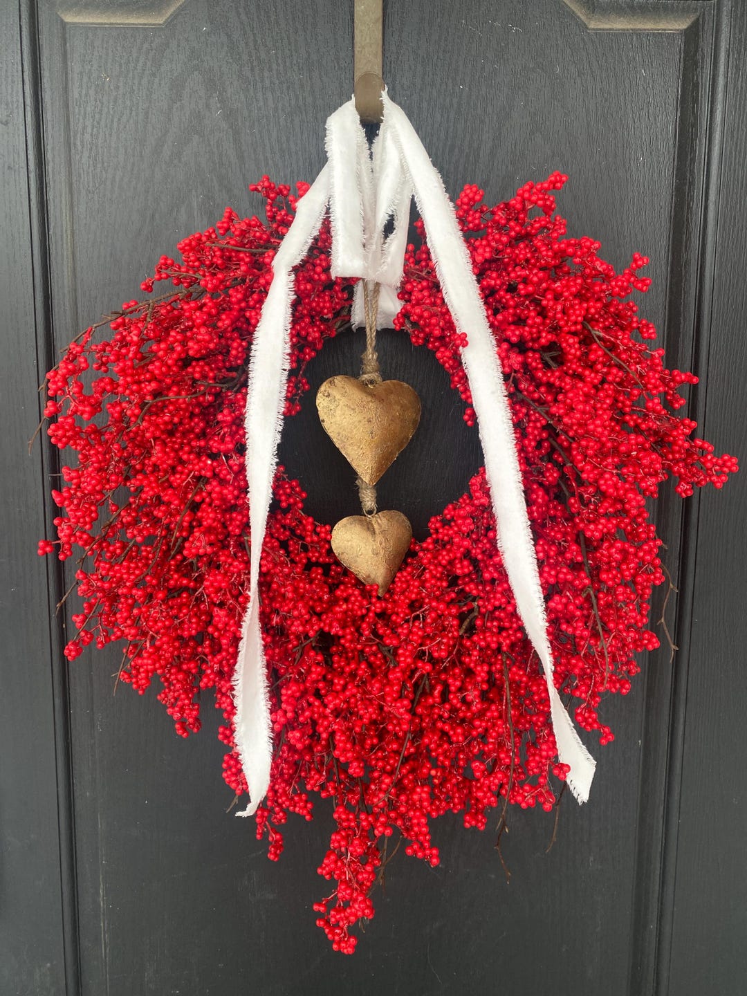 Red Berry Heart Wreath for Front Door, Valentine Heart Wreath, Wreath ...