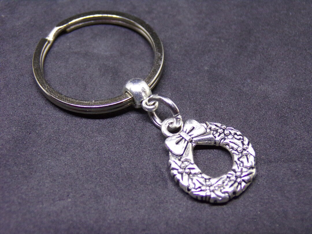 Christmas Wreath Keyring Keychain Pendant Bag Charm Zip Pull Gift N1 UK ...