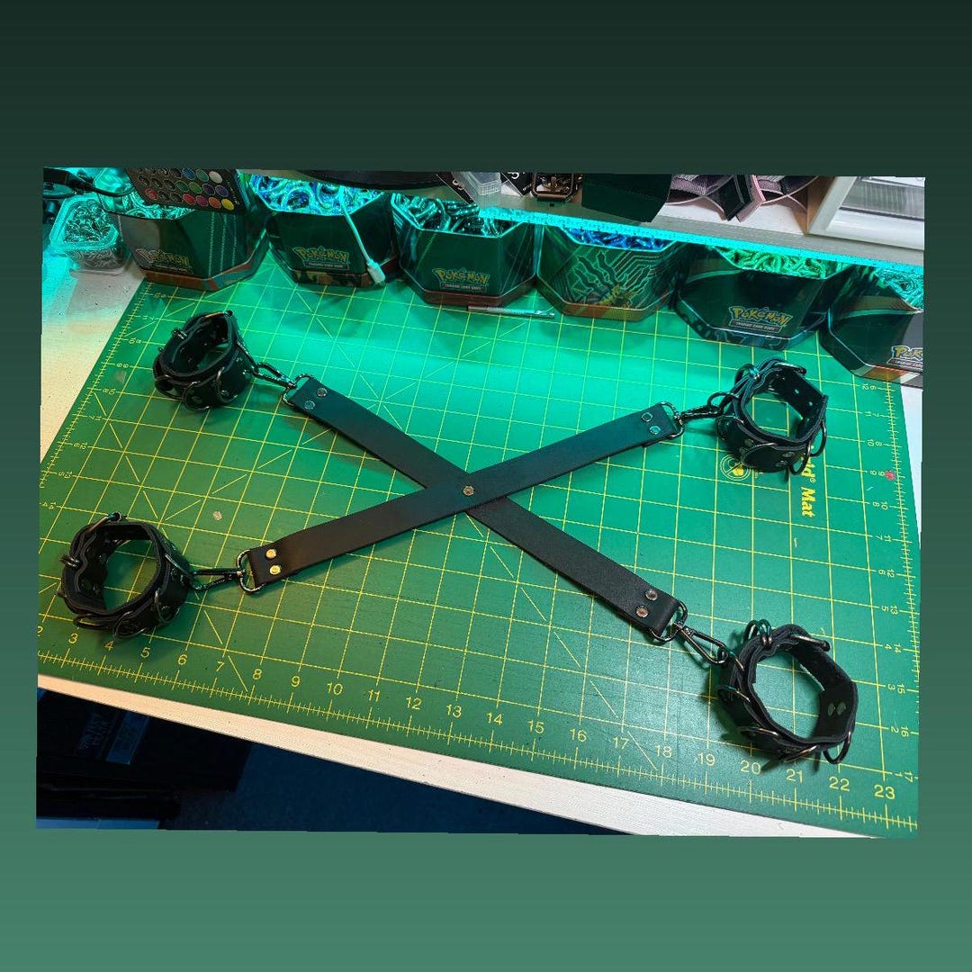 Leather D-ring Cuffs With 4 Way Connector - Etsy