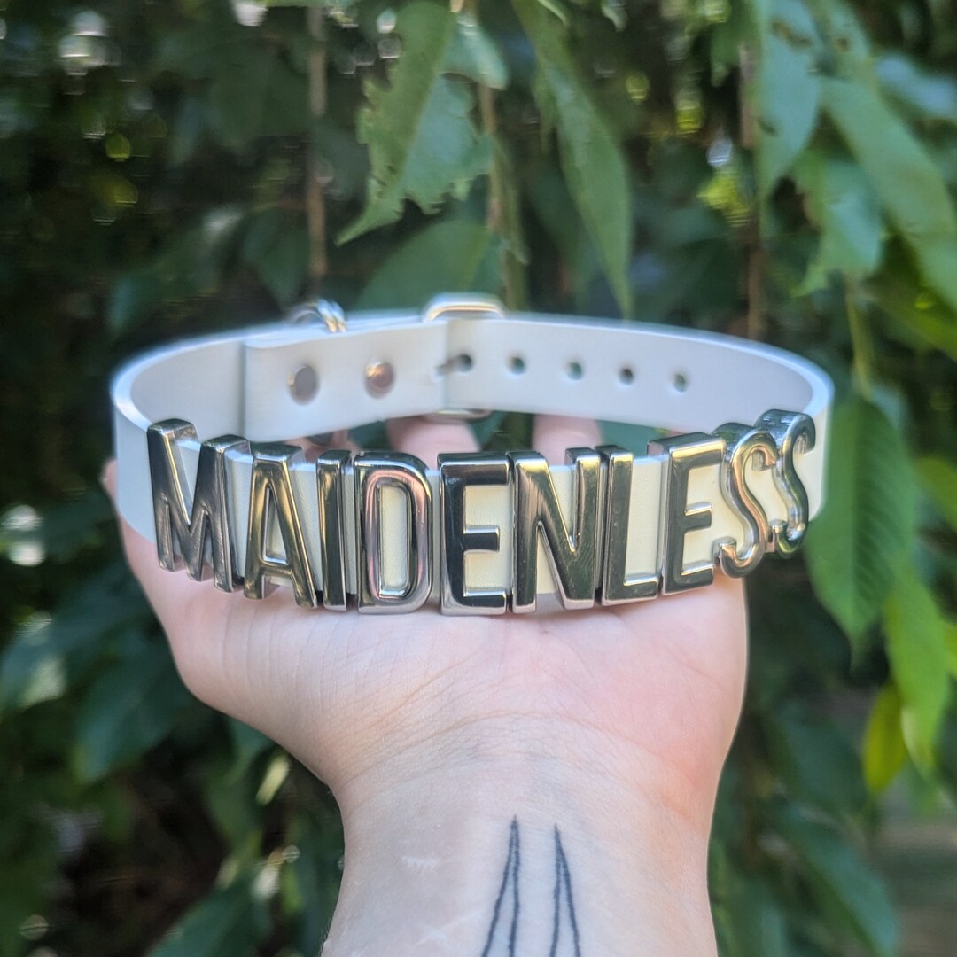 Maidenless Collar - Etsy