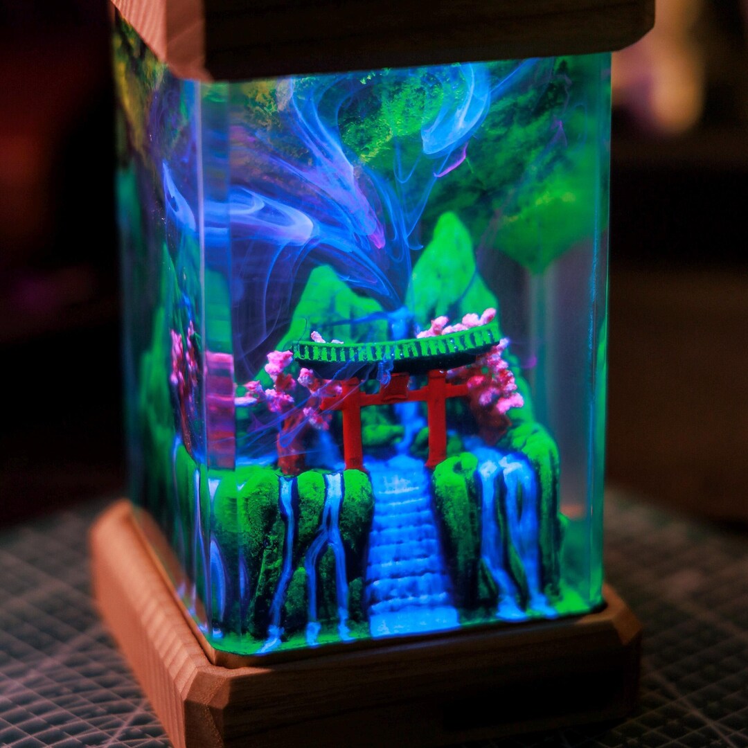 Torii Gate Resin Lamp, Japanese Landmark Art Night Light, Unique ...
