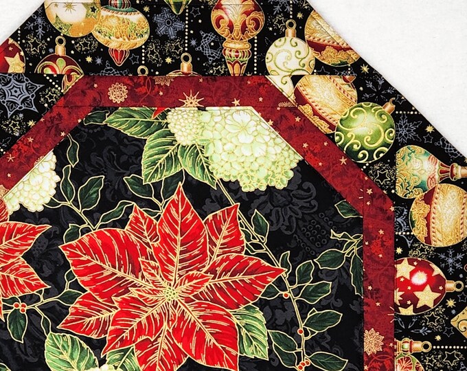 Christmas Quilted Centerpiece / Table Topper / Small Reversible Octagon ...