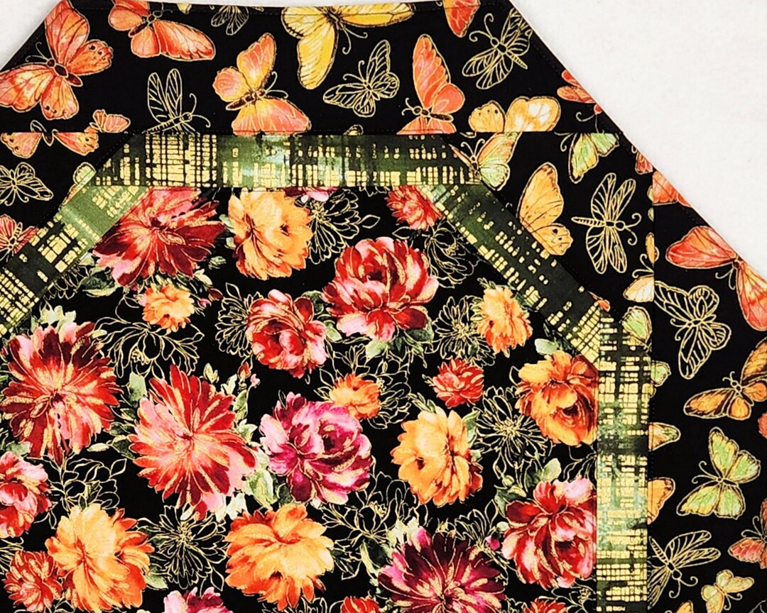 Thanksgiving Autumn Quilted Centerpiece / Table Topper / Small ...