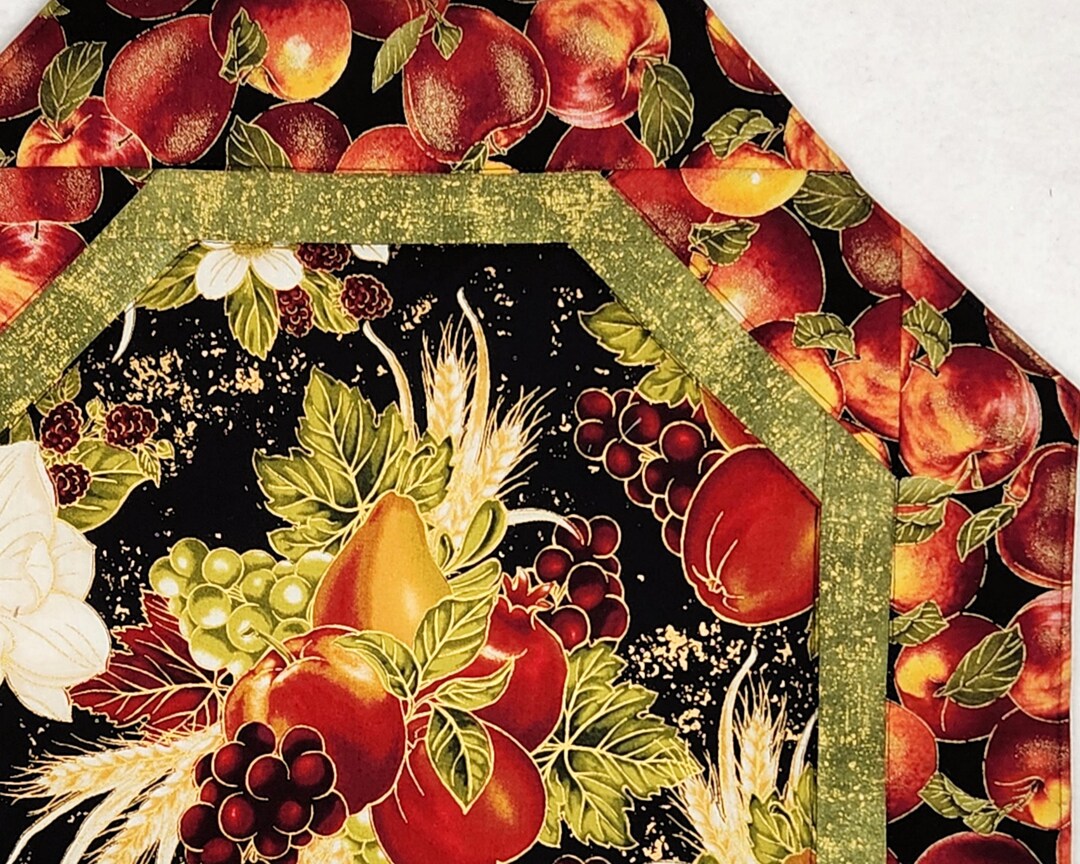 Thanksgiving Autumn Quilted Centerpiece / Table Topper / Small ...