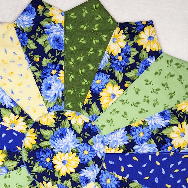 Round Table Topper - Etsy