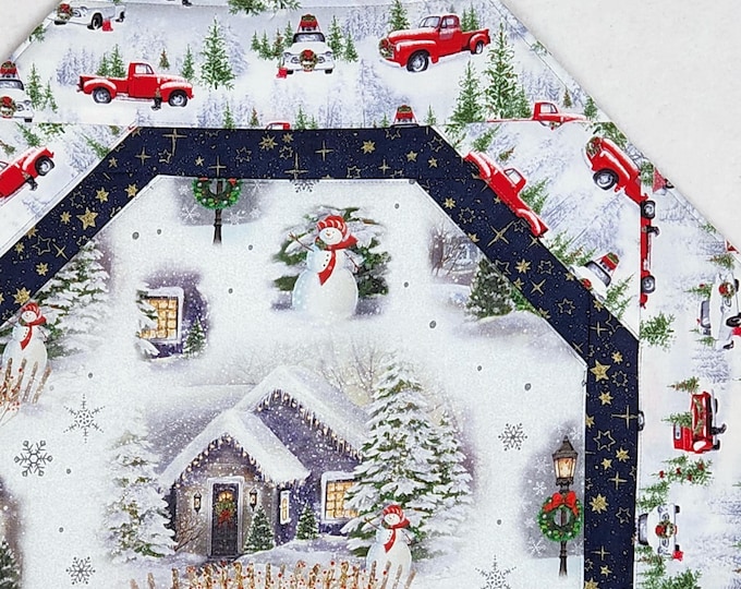 Christmas Quilted Centerpiece / Table Topper / Small Reversible Octagon ...