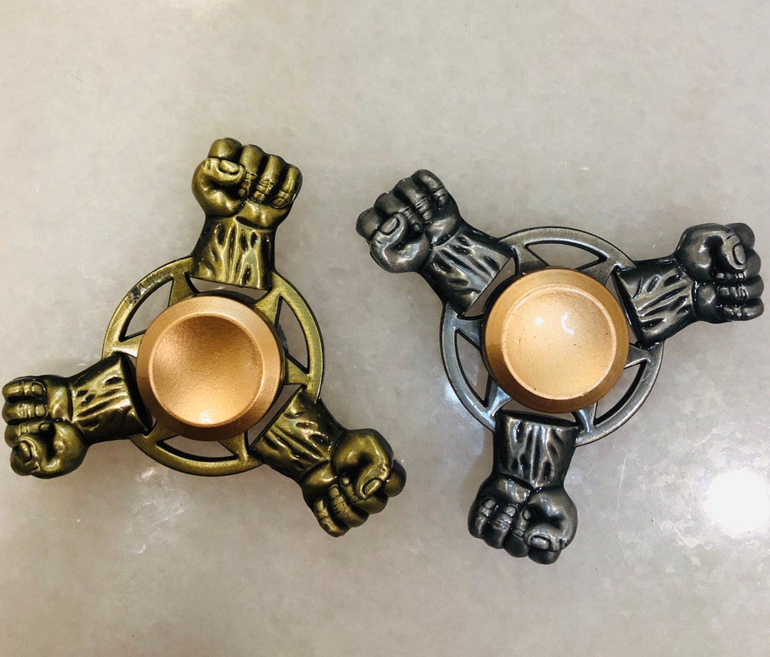 2 the Incredible Hulk Fidget Spinners - Etsy