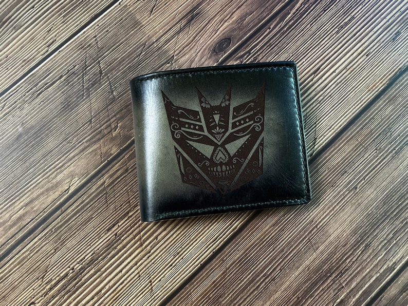 Engraved Transformers Leather Wallet: Autobot Vs Decepticon Art - Etsy