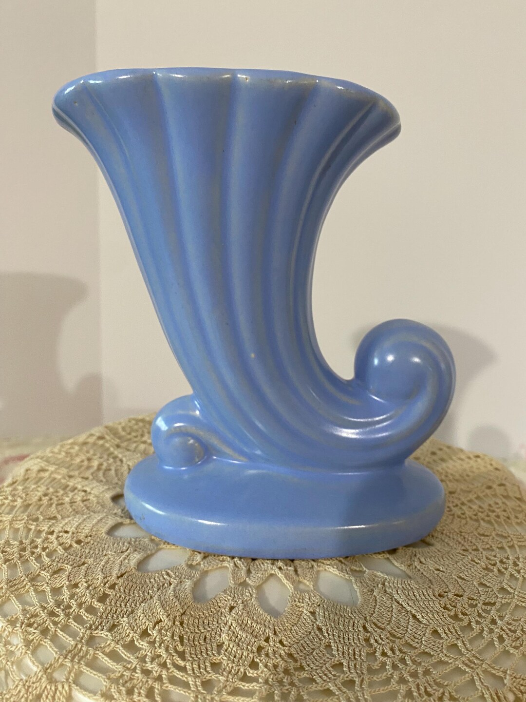 Vintage Shawnee Pottery Cornflower Blue Cornucopia. - Etsy